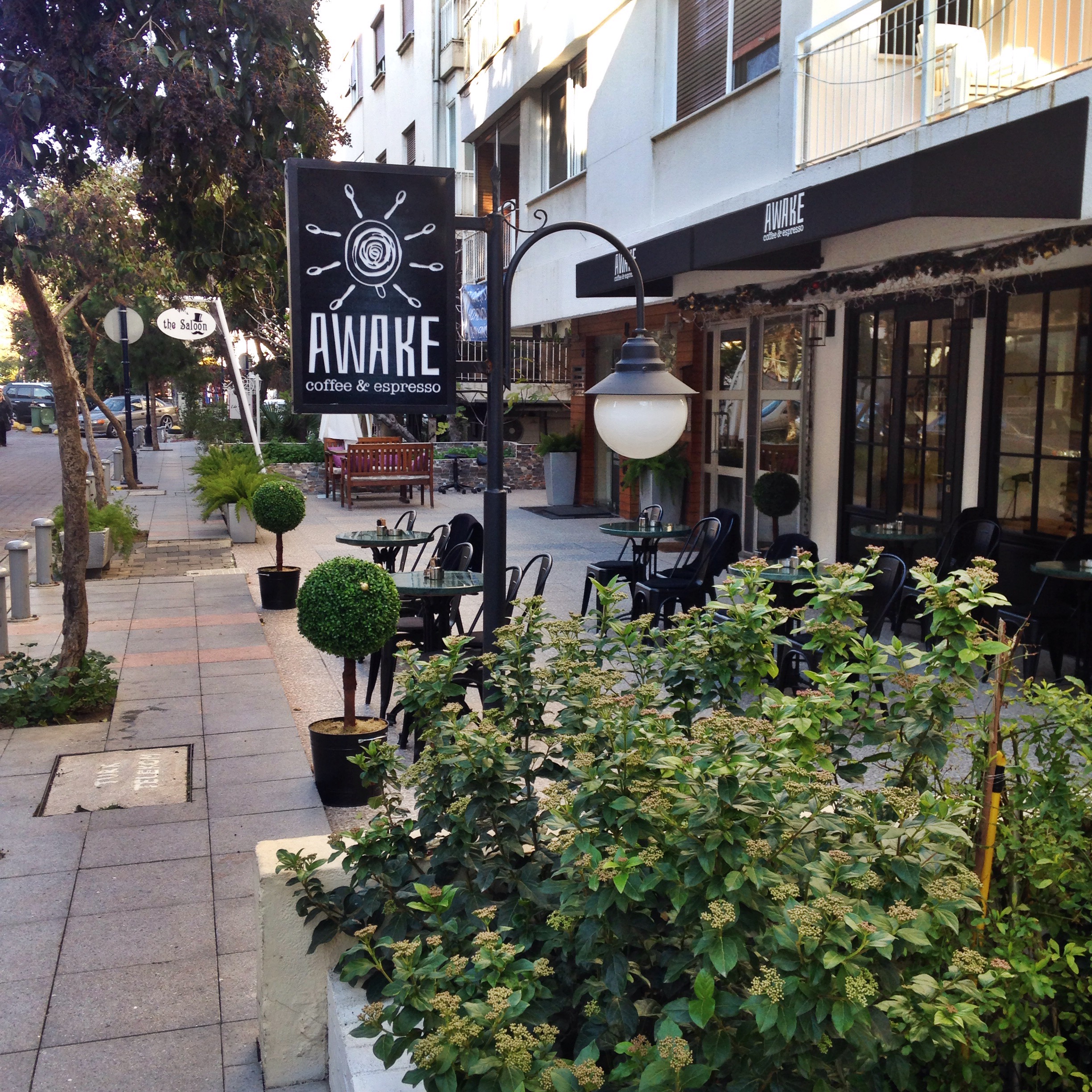 Konsept Kahvenin Uğrak Noktaları: Awake Coffee & Espresso • theMagger